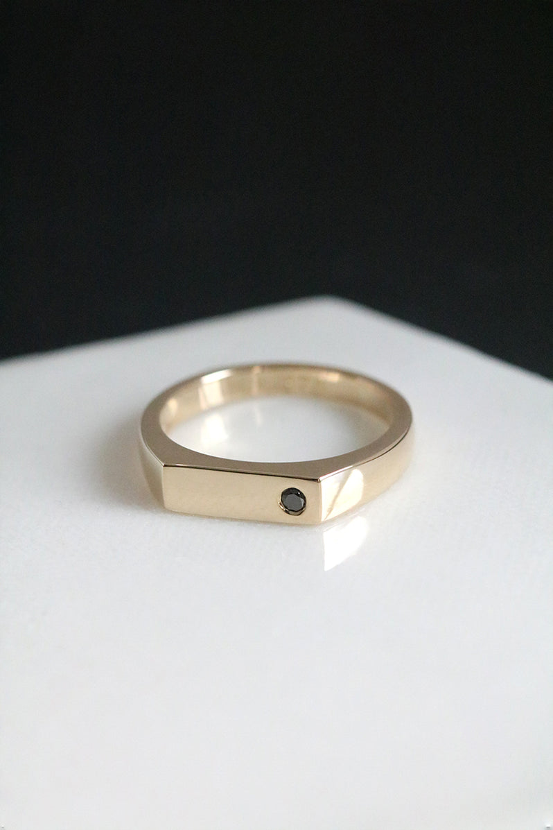 Men's Gold Signet Rings– Scarlett Jewellery Label