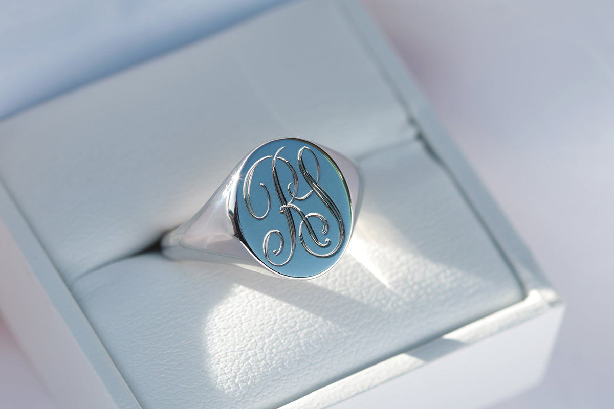 Men's White Gold Signet Rings – Scarlett Jewellery Label