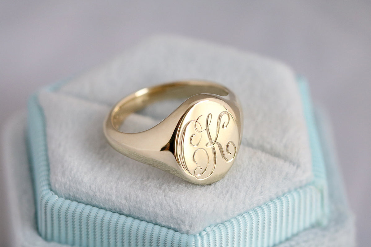 Monogram Oval Signet Ring Yellow Gold | Scarlett Jewellery Label
